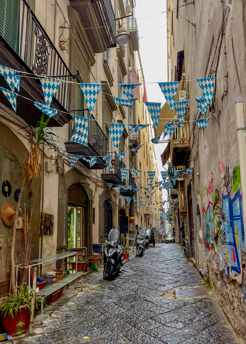 Naples, Italy Restaurant Review: Seafront Pasta Bar | ByLanderSea ...